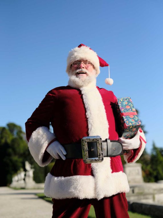 A Very Santa-ish Santa - Win Tickets to Meet Him at Avoca! - The Gloss ...