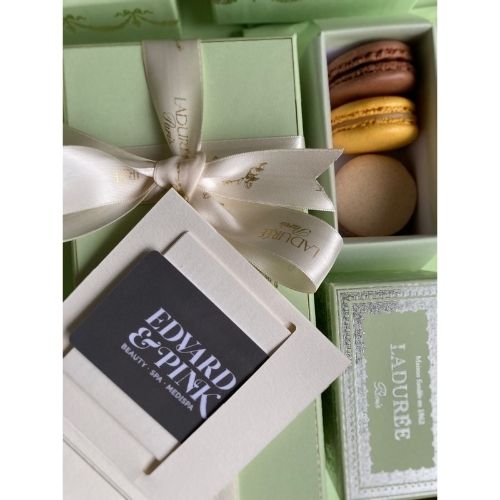 These Ten Beauty Gifts Will Make Them Sparkle And Glow - The Gloss Magazine