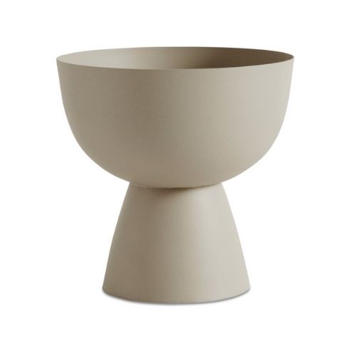 Eight Sculptural Vases That Will Elevate Any Space - The Gloss Magazine