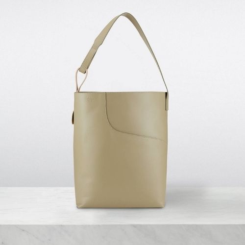 Chic Carry-Alls for Your Easter Getaway - The Gloss Magazine