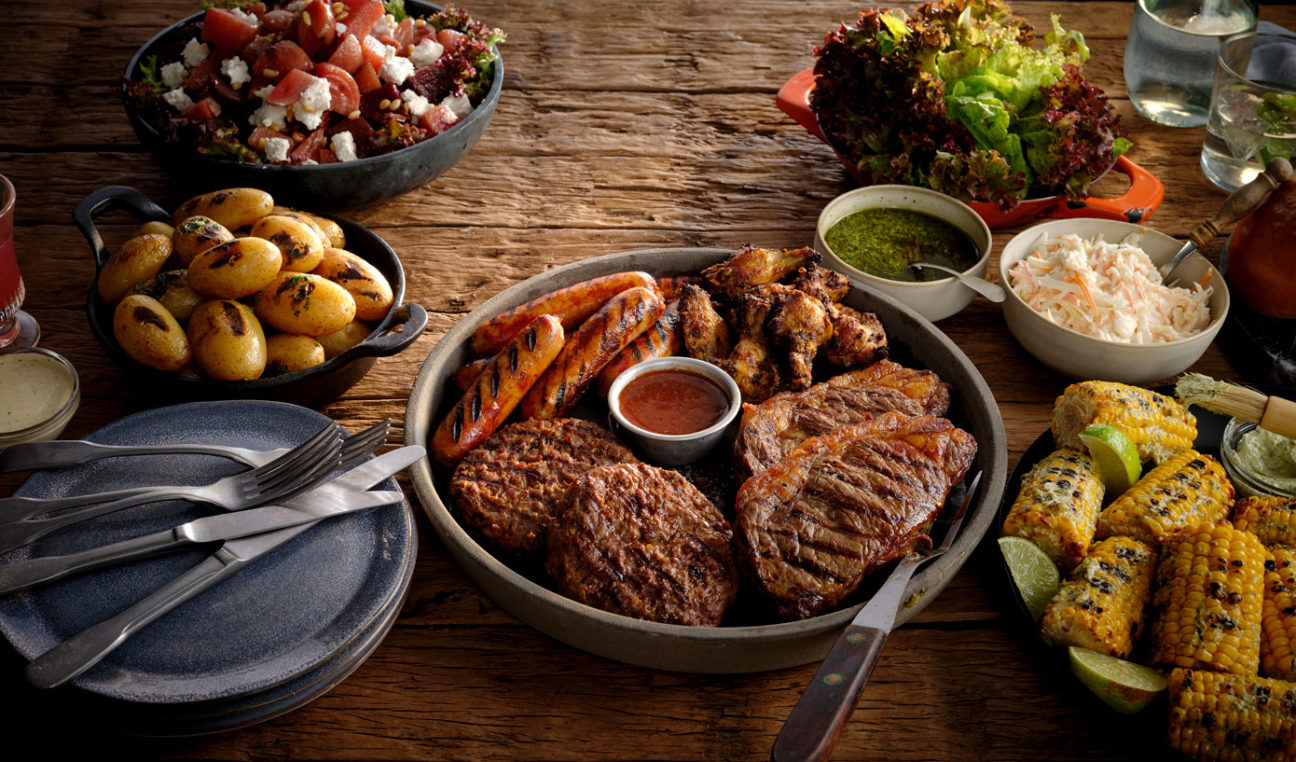 A Glossy Guide to Hosting a Relaxed Barbecue For Friends - The Gloss ...