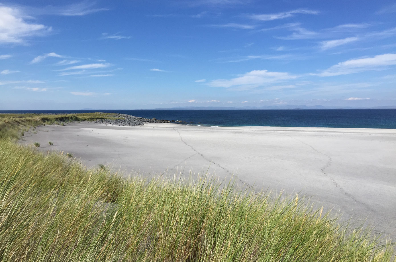 This New Naturist Travel Experience on Inis Meáin is Top of Our Wishlist