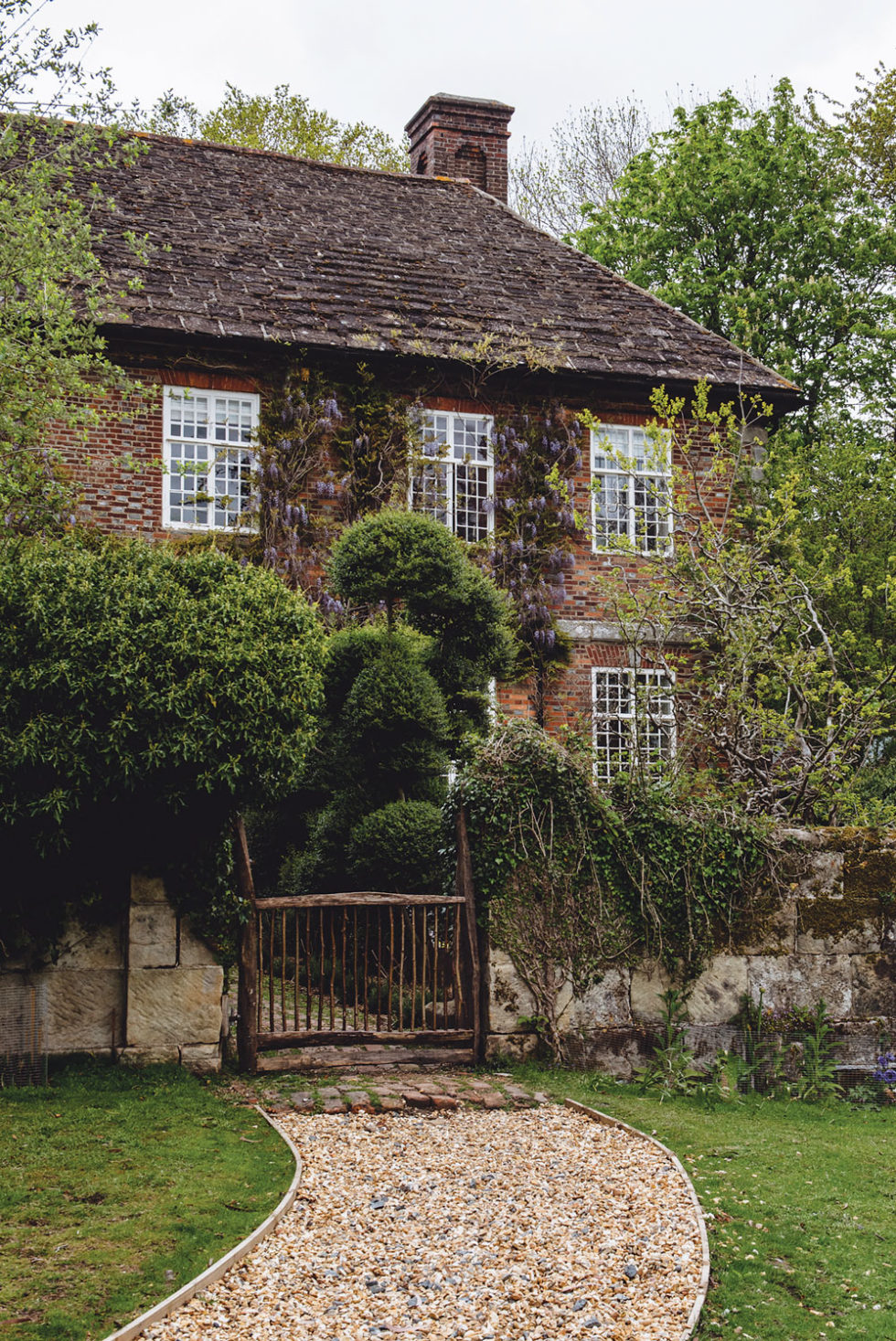 Character Building: See Inside Kemps House, The West Sussex Home of ...