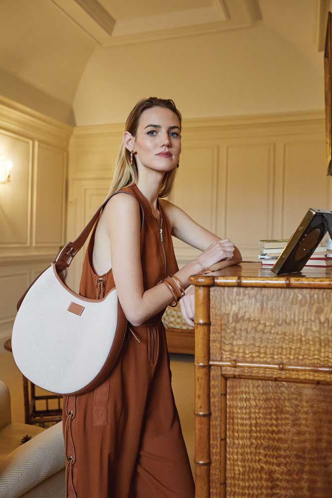 Look Smart In This Season's New Minimalism - The Gloss Magazine