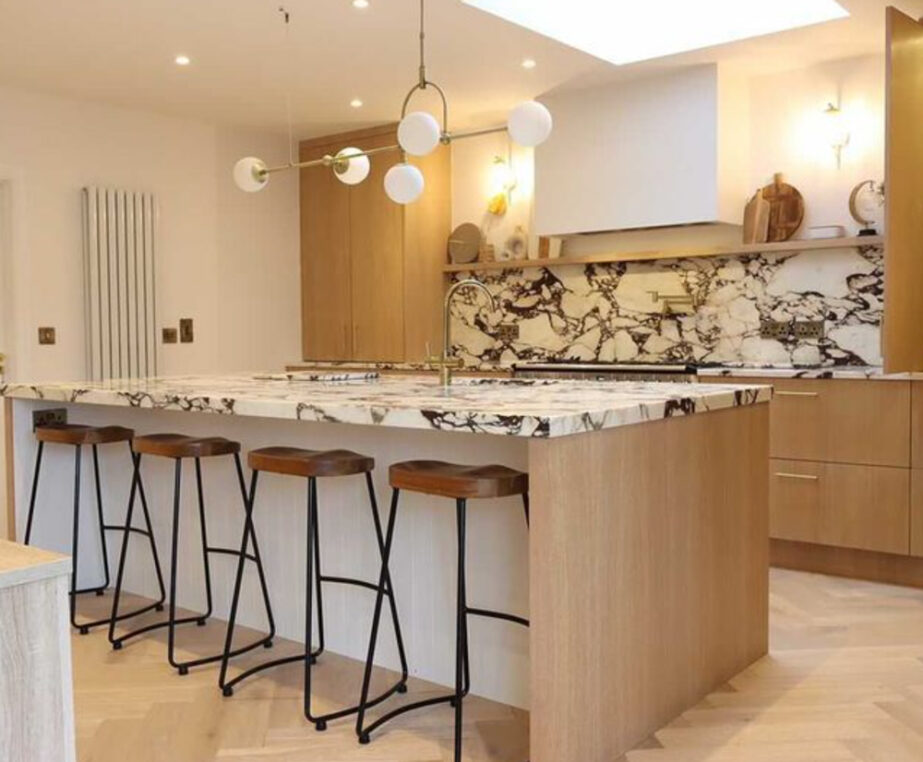 Sensational Kitchen Splashbacks Are Becoming A Feature of Their Own ...