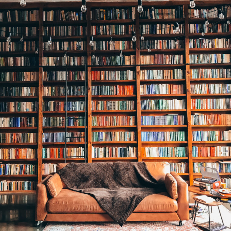 Edel Coffey Selects The Best Books To Read This Month - The Gloss Magazine