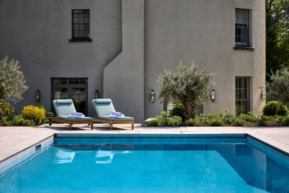 A Look Around Helen Turkington's Dream Garden With Pool In Dublin - The ...