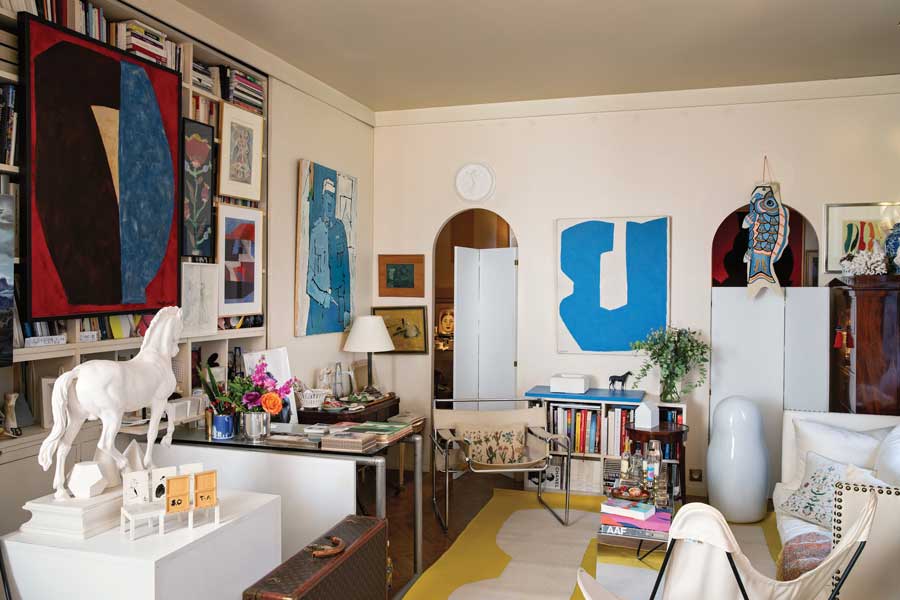 Parisienne Mathilde Favier Introduces Us To Her Fabulous Friends - The ...