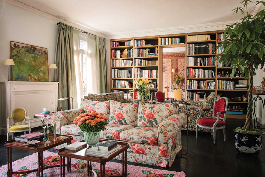 Parisienne Mathilde Favier Introduces Us To Her Fabulous Friends - The ...