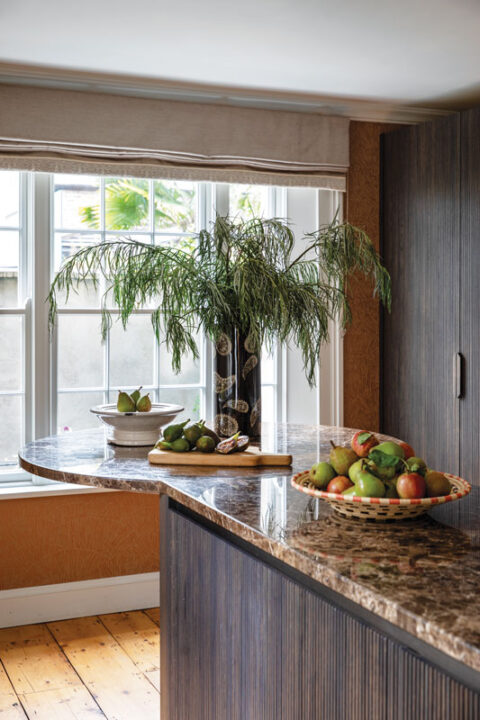 See Inside Artist Diana Heffron's Bright And Colourful Georgian Home In ...