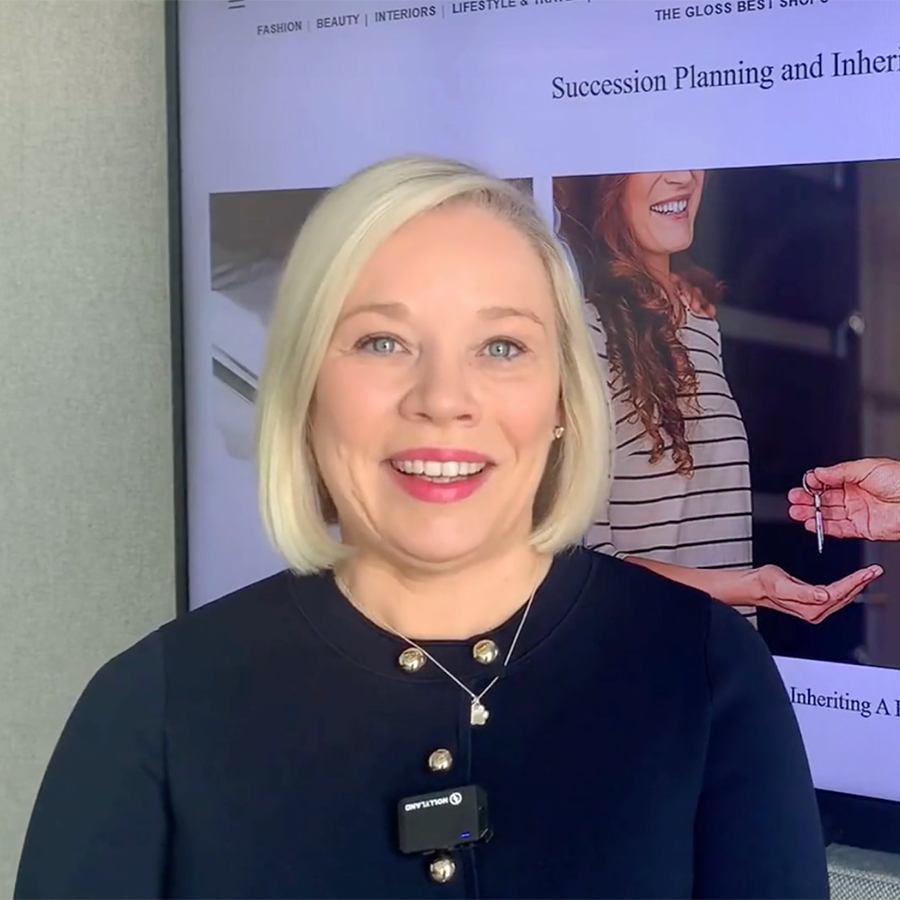 Holder-Catriona-Coady - The Gloss Magazine